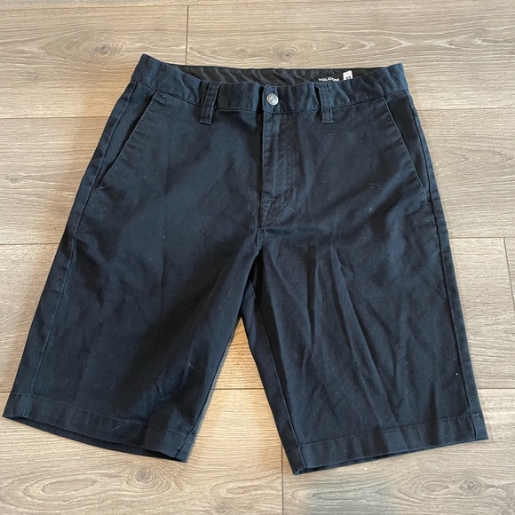 Volcom | Shorts | Mens Volcom Black Shorts | Poshmark